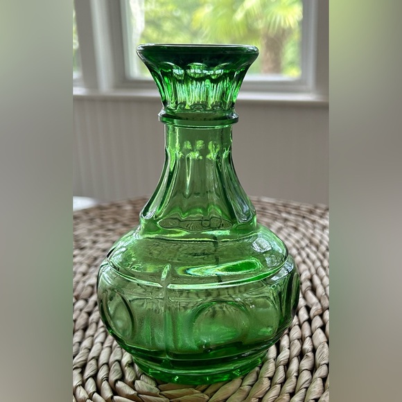 Wheaton | Accents | Vintage Wheaton Emerald Green Bottle Vase With ...
